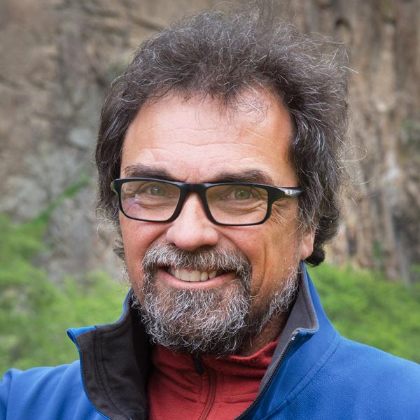 About Alan Crowe, Pacific Northwest landscape, nature photographer.